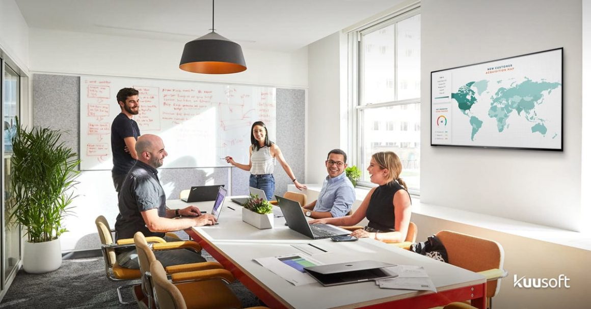 Conference Room Digital Signage: Top 4 Benefits